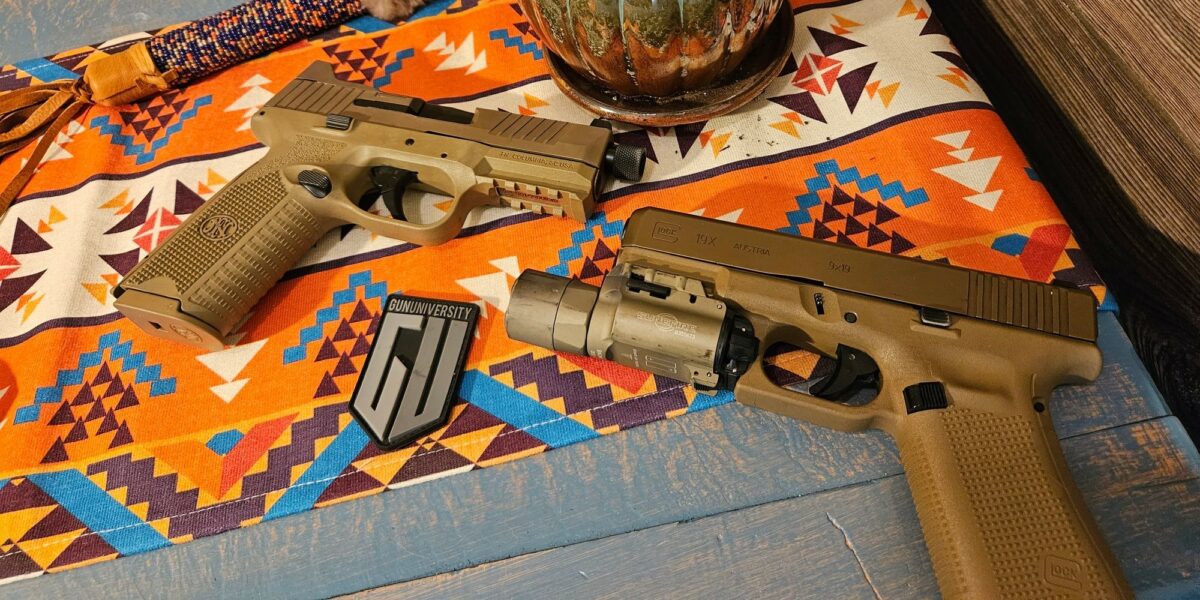 Glock 19 vs Glock 19x: 2025 Similar, But Different